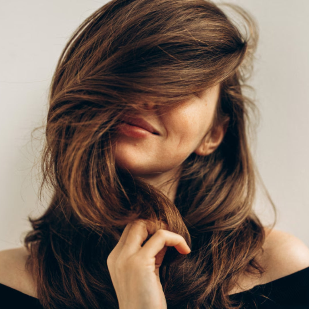 How to Use Dry Shampoo: Step-by-Step Guide – Spēs